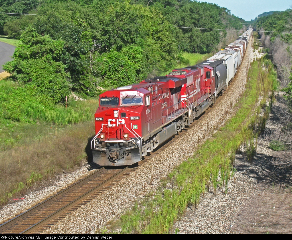 CP 8794 - SOO 6060, CP's Tomah Sub.